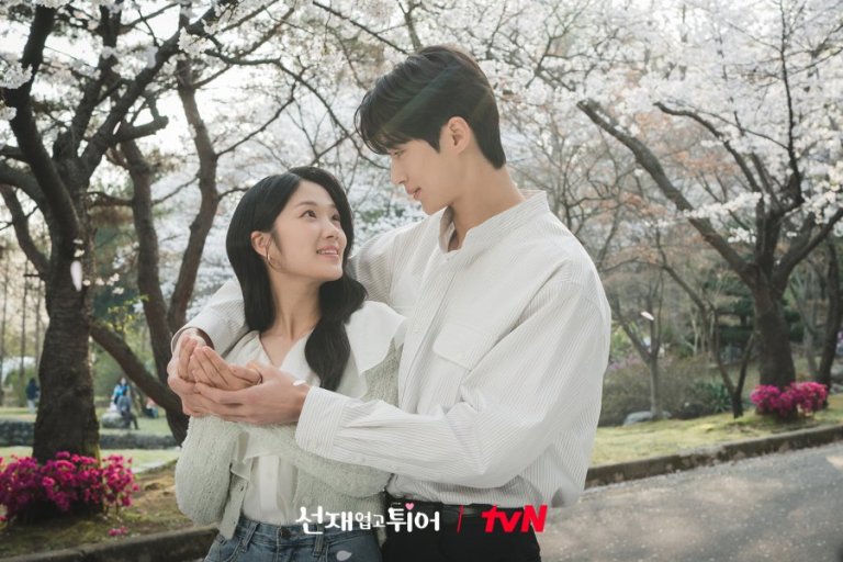 REVIEW: Lovely Runner (2024) | The Drama Corner
